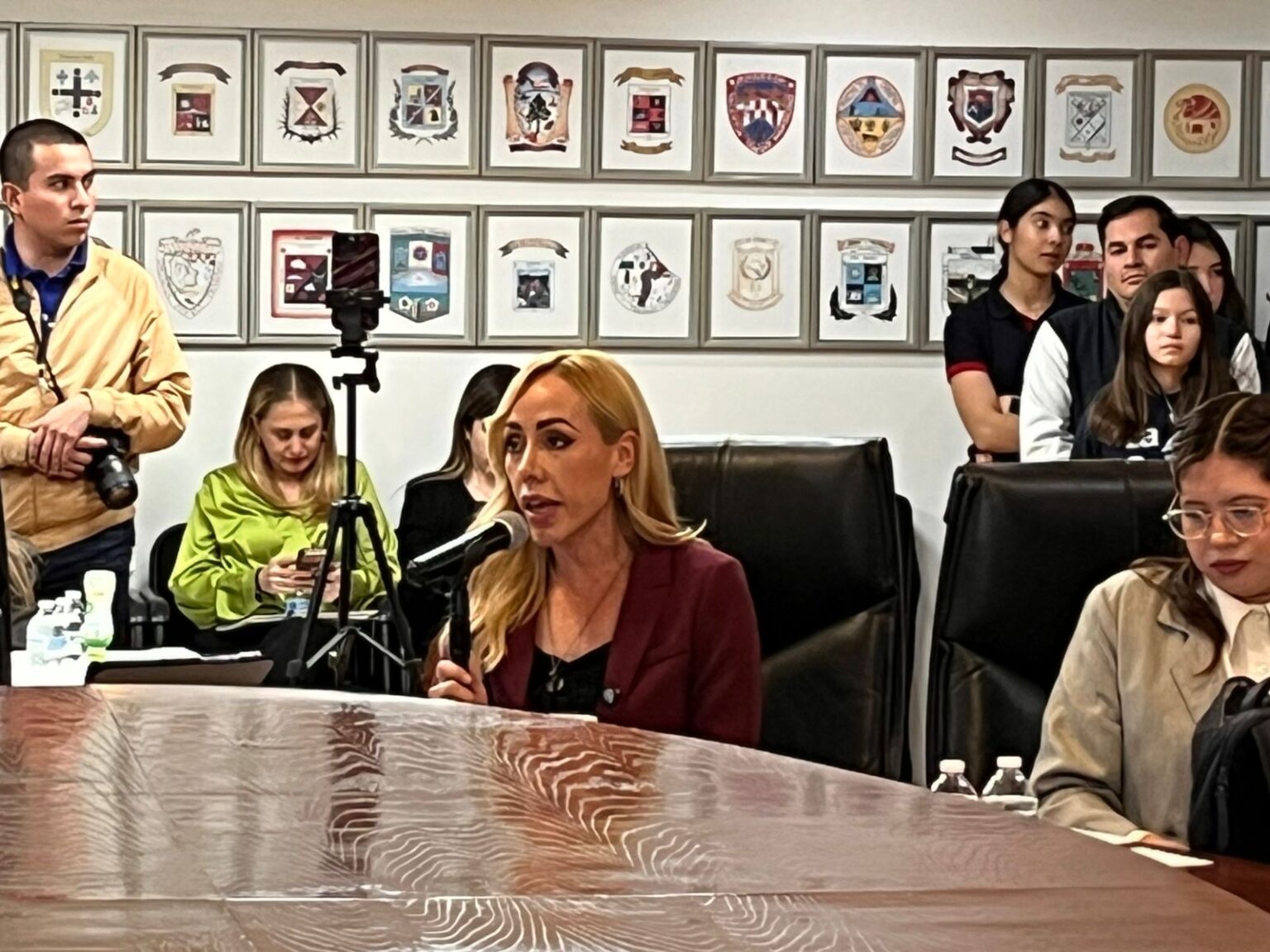 Nancy Escárcega, candidata a Magistrada contraataca a Lucha Castro